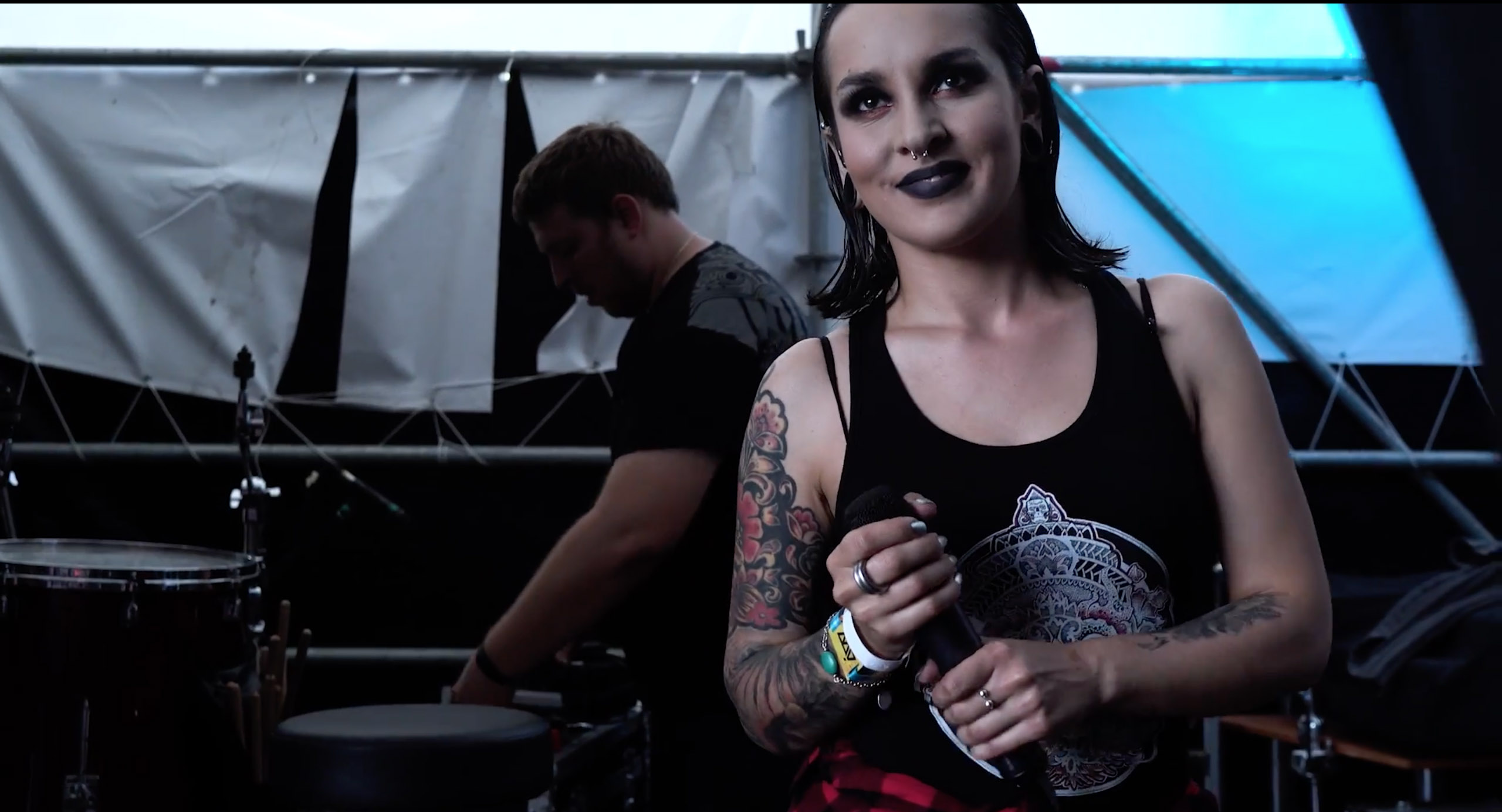 Jinjer - Who Is Gonna Be The One (Live) - ROCK HARD